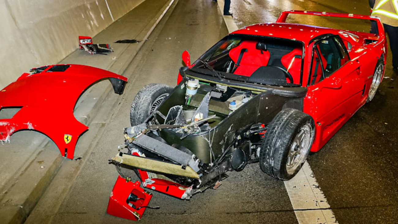 1990 Ferrari F40 destroyed in a car accident